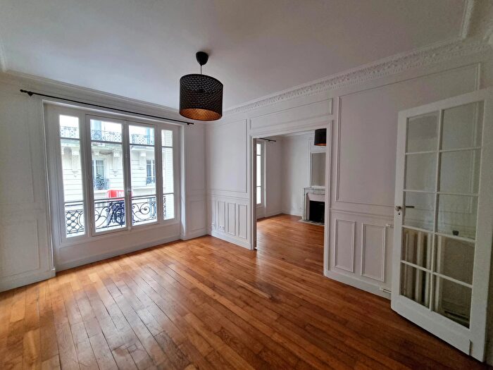 Appartement à louer - Paris e , Citroën, Boucicaut - 3 pièces - 1 chambre