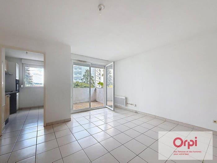 Appartement 2 pièces à Bien Assis, Montluçon, à louer