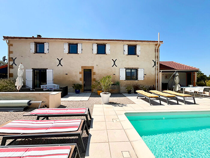 Pressac : Maison 7 pièces à vendre