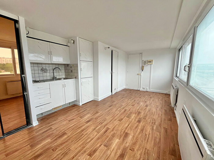 Saint-Denis, Péri, Langevin, Stalingrad, Politzer : Appartement 1 pièce à vendre
