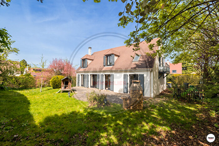 Maison 7 pièces à vendre à Morainvilliers