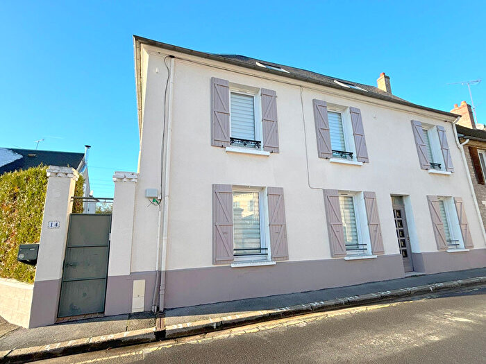 Maison à vendre - Chars - 6 pièces - 4 chambres