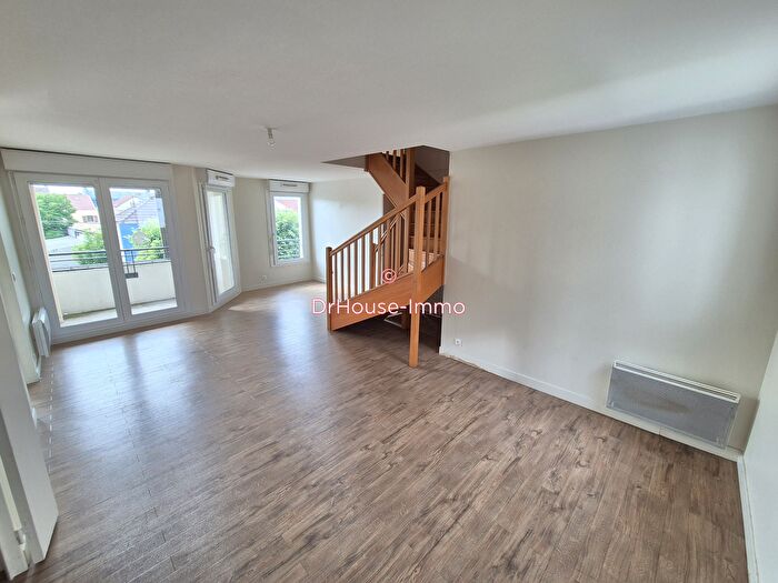 Appartement à vendre - Les Mureaux, Centre-ville - 4 pièces - 3 chambres
