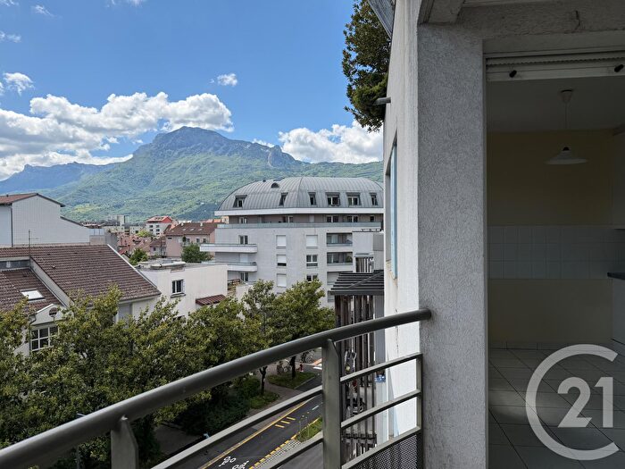 Appartement 4 pièces à Grenoble, Berriat, à vendre