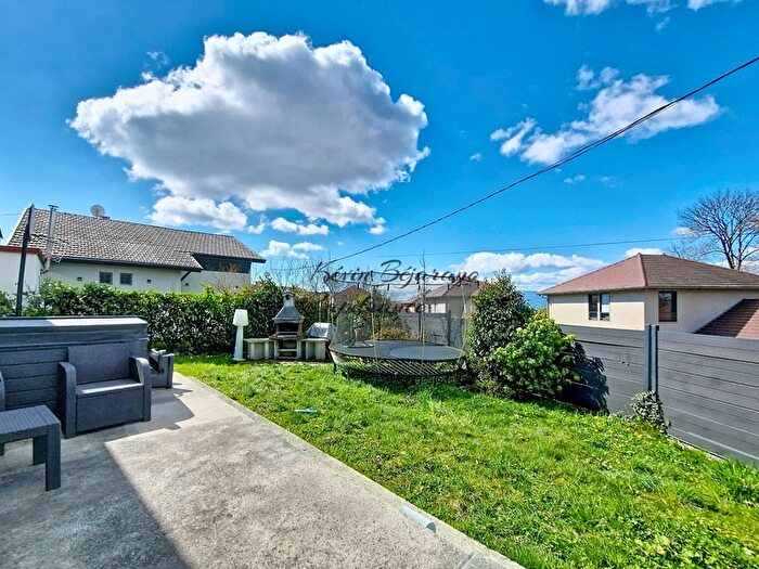 Maison à louer - Beaumont - 4 pièces - 3 chambres