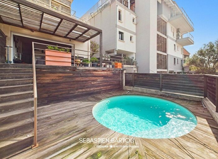 Appartement à vendre - Porto-Vecchio - 5 pièces - 3 chambres