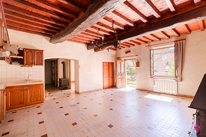 Maison à vendre - Saint-Priest, Village - 4 pièces - 3 chambres