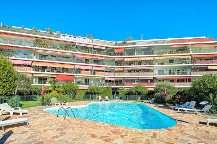 Appartement à vendre - Nice, Madeleine - 2 pièces - 1 chambre