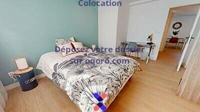 Appartement à louer - Crêt de Roc, Saint-Étienne - 4 pièces - 3 chambres