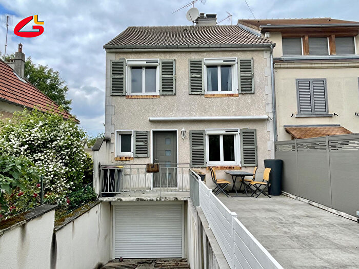 Bry-sur-Marne, Coudrais, Fontaines Giroux - Maison 5 pièces à vendre