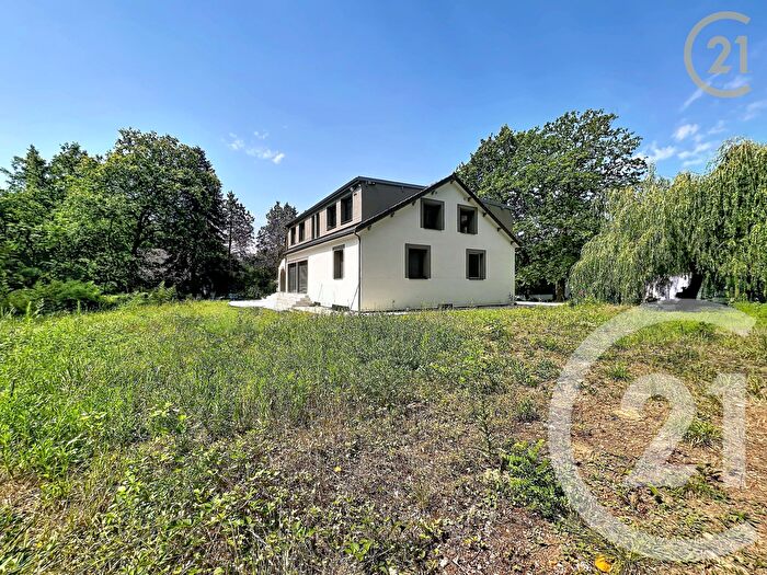 Boissise-la-Bertrand - Maison 8 pièces à vendre