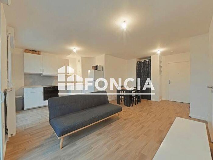 Appartement à louer - Zone Activité Coudray Paris Nord, Le Blanc-Mesnil - 2 pièces - 1 chambre