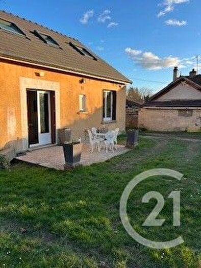 Maison à vendre - Joigny - 4 pièces - 3 chambres