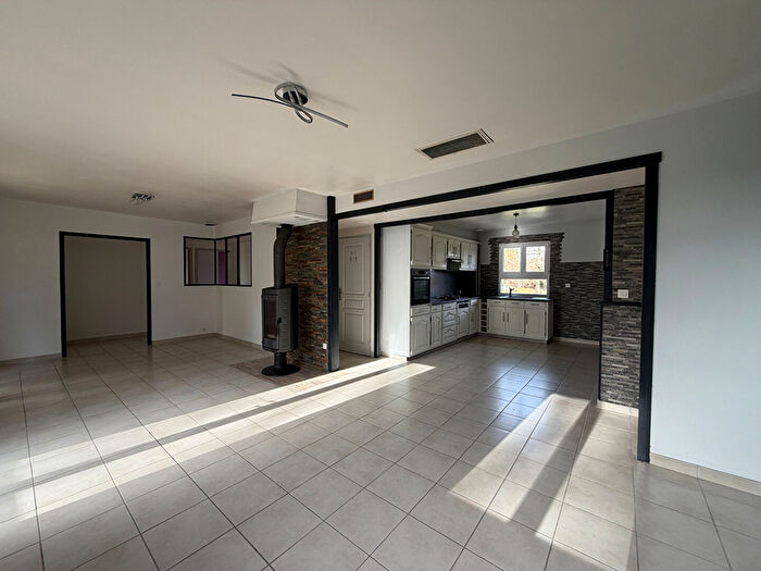 Maison à vendre - Saint-Laurent-les-Églises - 5 pièces - 3 chambres