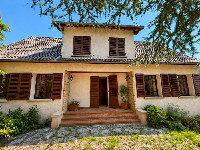 Maison 10 pièces à vendre à Romagnat