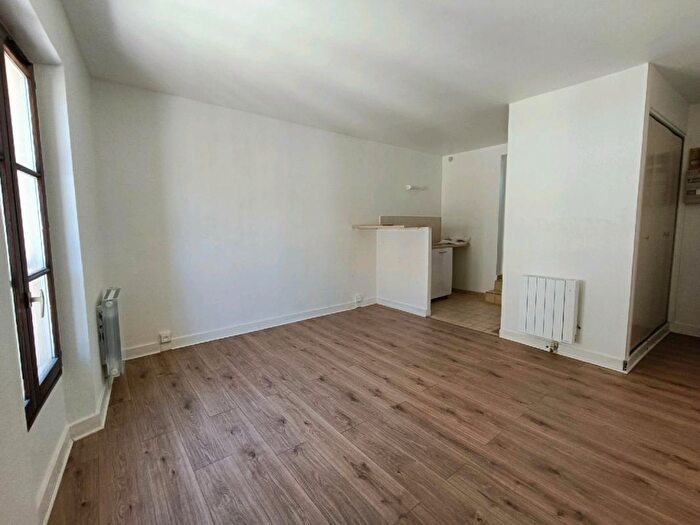 Appartement à vendre - Mantes-la-Jolie, Centre-ville - 1 pièce