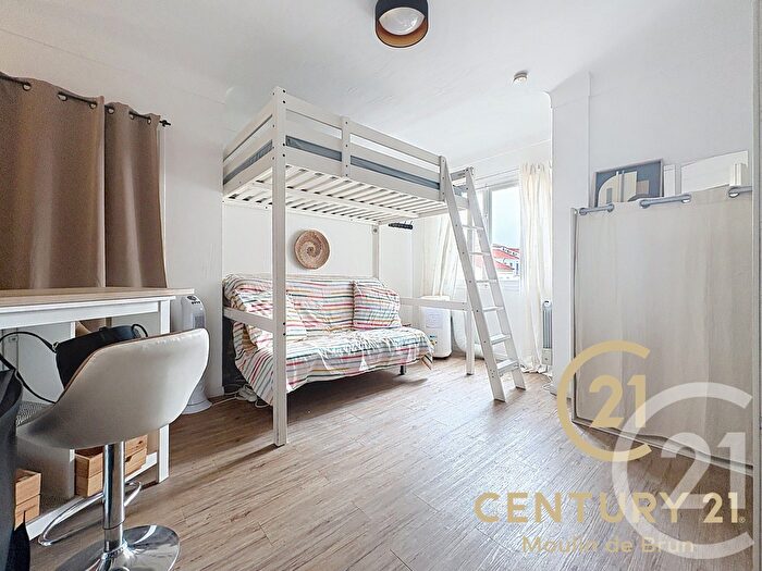 Cannes, Prado, République : Appartement 1 pièce à louer