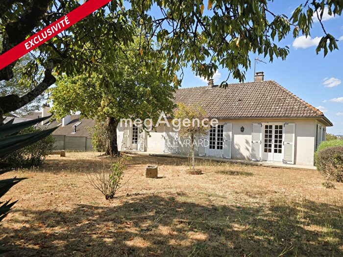 Évron - Maison 6 pièces à vendre