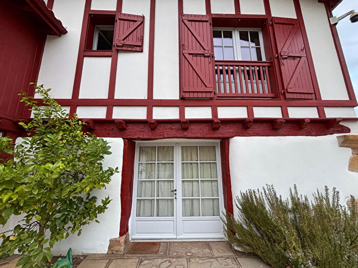 Maison à vendre - Sare - 6 pièces - 5 chambres