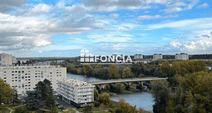 Appartement à vendre - Tours, Rives du Cher - 4 pièces - 2 chambres