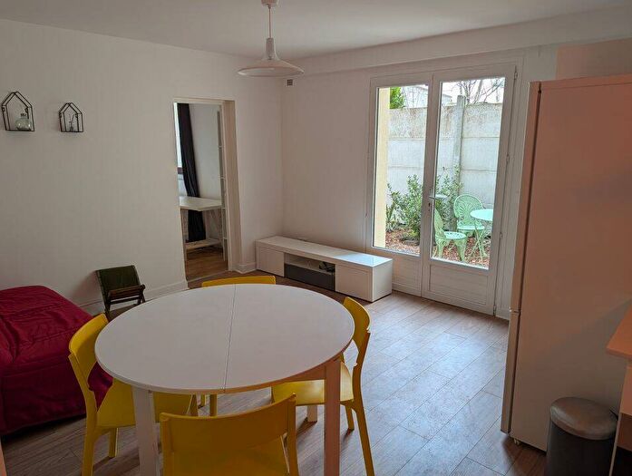Appartement 3 pièces à louer - Signac-Murs à Pêches, Montreuil