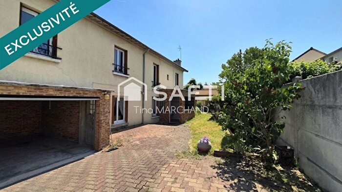 Houilles, Les Pierrats : Maison 5 pièces à vendre