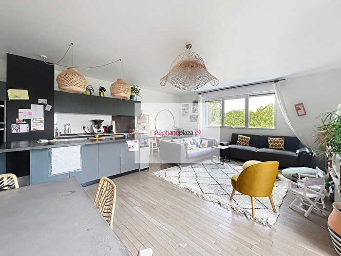Appartement 4 pièces à vendre à Issy-les-Moulineaux, Les Epinettes, Le Fort, Les Hauts d'Issy