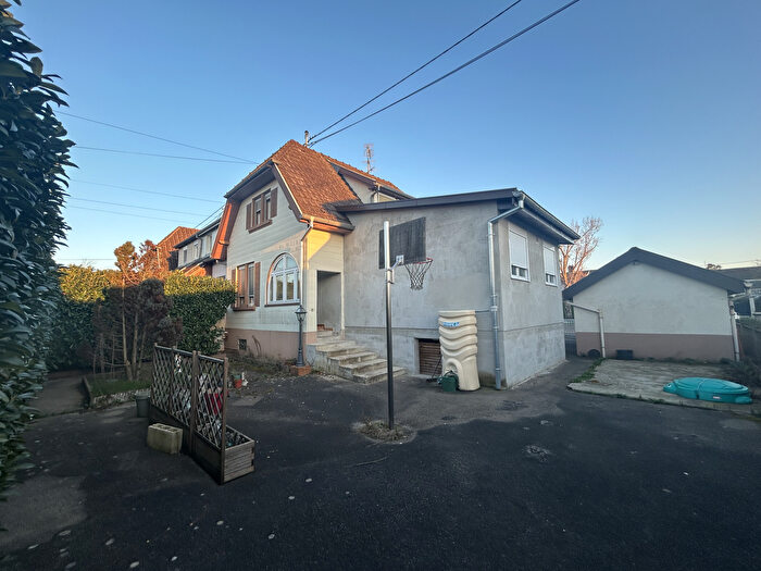 Maisons à vendre et appartements à louer - 3