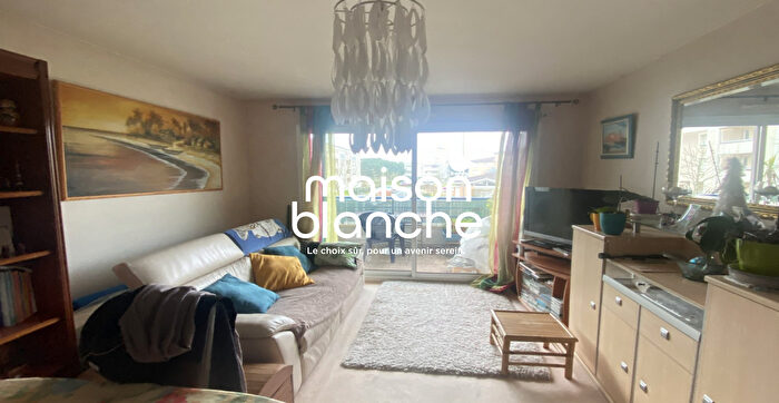 Appartement à vendre - Pessac, Bourg - 3 pièces - 2 chambres