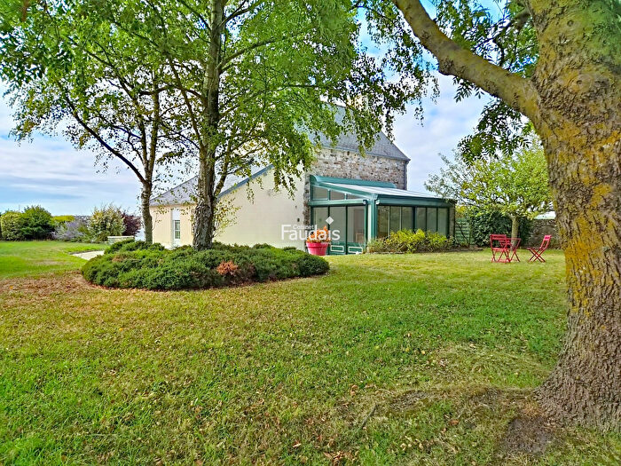 Regnéville-sur-Mer : Maison 7 pièces à vendre