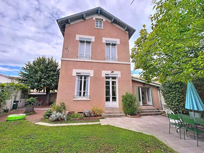 Maison à vendre - Lyon e , Monchat - 7 pièces - 4 chambres