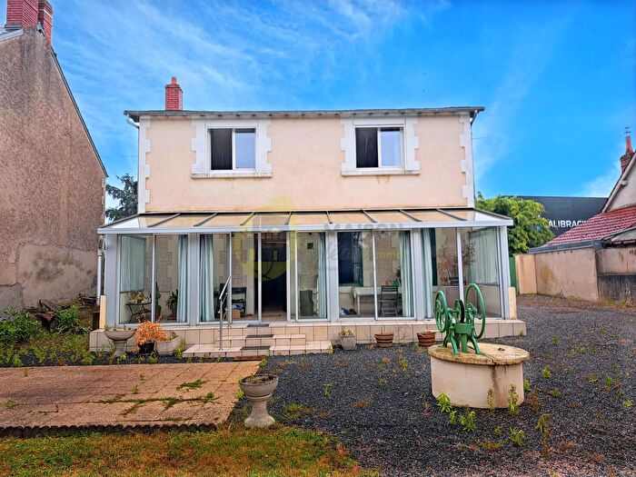 Maison 7 pièces à vendre - Vierzon, Rural