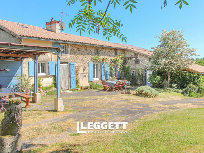 Maison 7 pièces à vendre à Saint-Pardoux