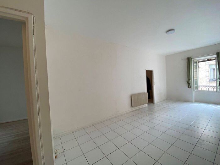Centre ville, Bordeaux : Appartement 2 pièces à louer
