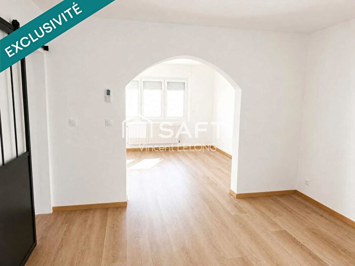Calais, Hôtel de ville : Maison 5 pièces à vendre