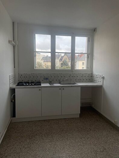 Appartement à louer - Orléans - 2 pièces - 1 chambre