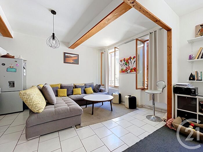 Appartement 3 pièces à vendre - Pont-Saint-Esprit