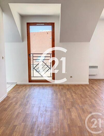 Appartement 1 pièce à Brétigny-sur-Orge, Centre-ville, à louer