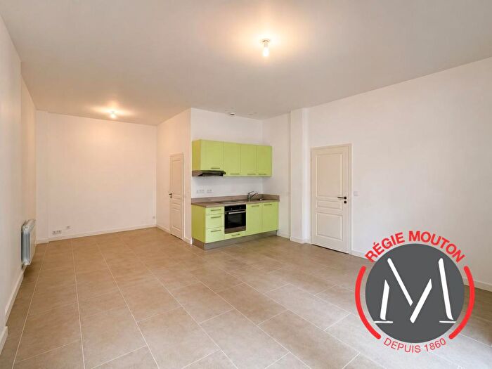 Appartement 1 pièce à vendre à Sainte-Foy-lès-Lyon, Centre-ville