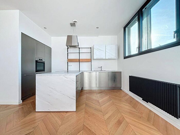 Appartement à louer - Saint Pierre-René II, Nancy - 4 pièces - 3 chambres