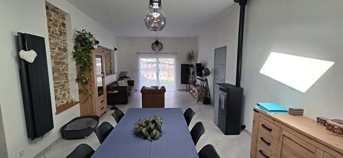 Maison à vendre - Chavagnes-en-Paillers - 6 pièces - 4 chambres