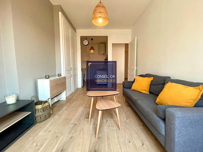 Appartement à louer - Ferrandière Maisons-Neuves, Villeurbanne - 2 pièces - 1 chambre