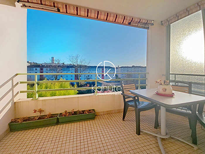 Appartement à vendre - Tassin-la-Demi-Lune, Charles de Gaulle - 3 pièces - 1 chambre