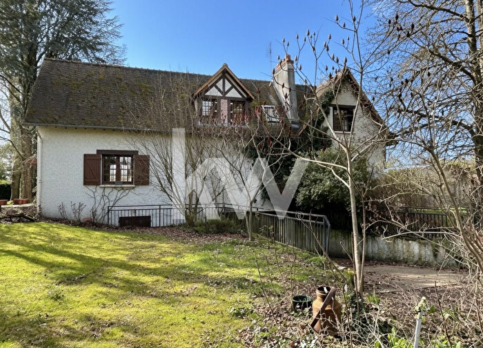 Maison à vendre - Saint-Denis-en-Val - 8 pièces - 5 chambres