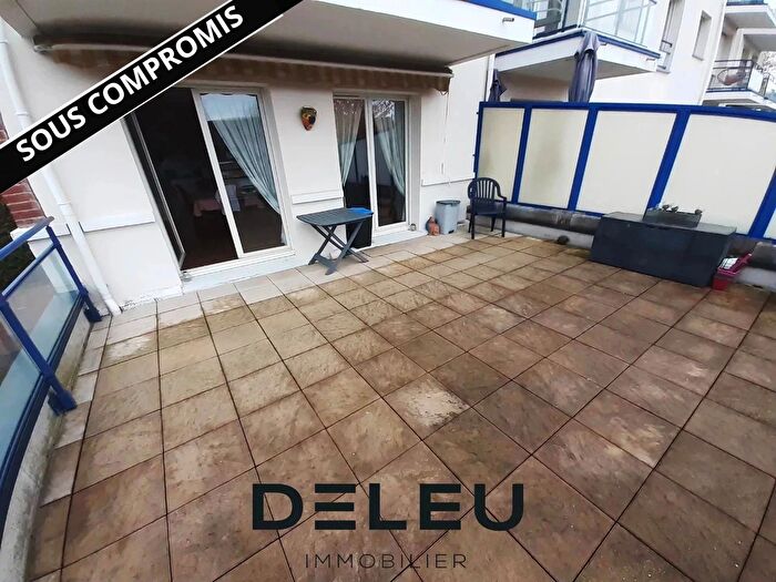 Appartement à vendre - Roncq, Centre-ville, Plat Vinage - 4 pièces - 3 chambres