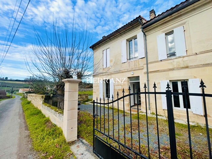 Maison à vendre - Saint-Michel-de-Fronsac - 7 pièces - 4 chambres