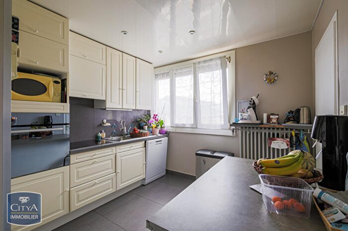 Appartement à vendre - Saint-Martin-dHères, Teyssere - 4 pièces - 2 chambres