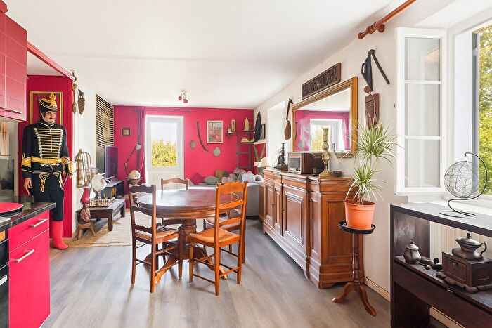 Appartement à vendre - Cambo-les-Bains - 6 pièces - 2 chambres