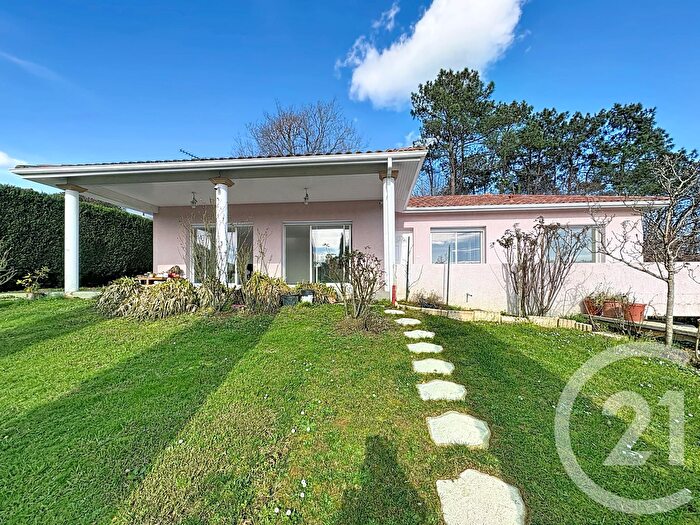 Maison 4 pièces à vendre à Saint-Martin-de-Seignanx