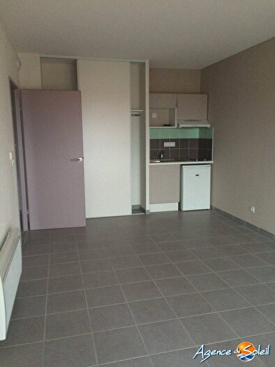 Appartement à louer - Narbonne - 2 pièces - 1 chambre